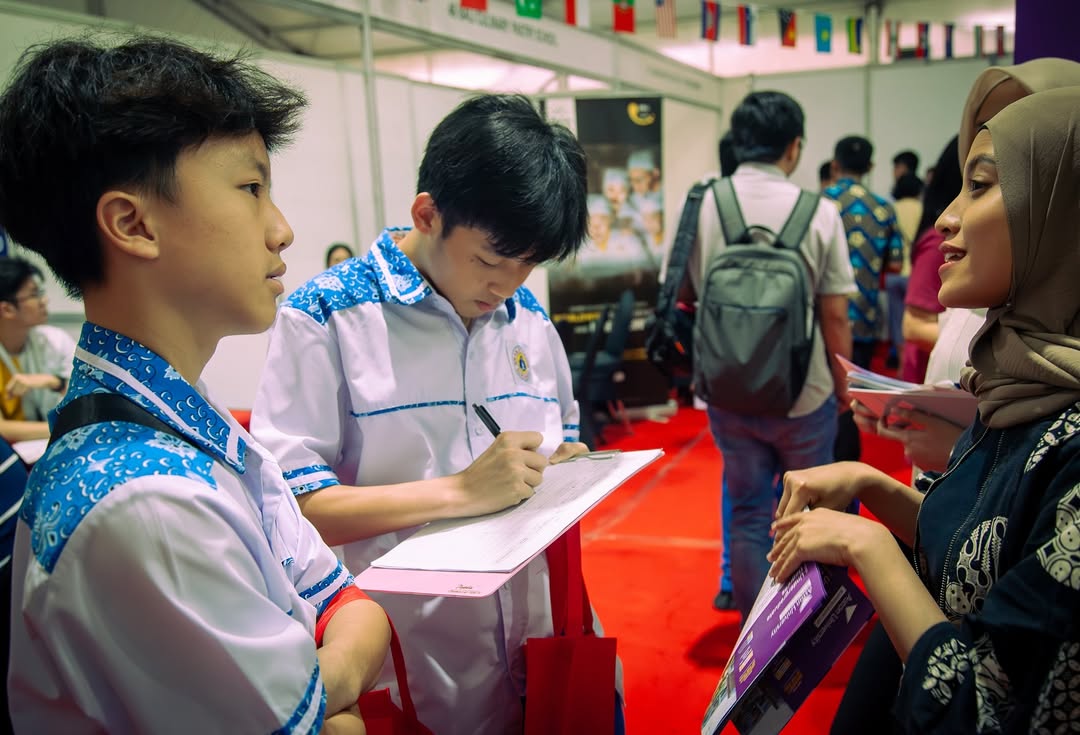 Pameran Pendidikan "Sinlui Education Fair" Pintu Gerbang Masa Depan ...